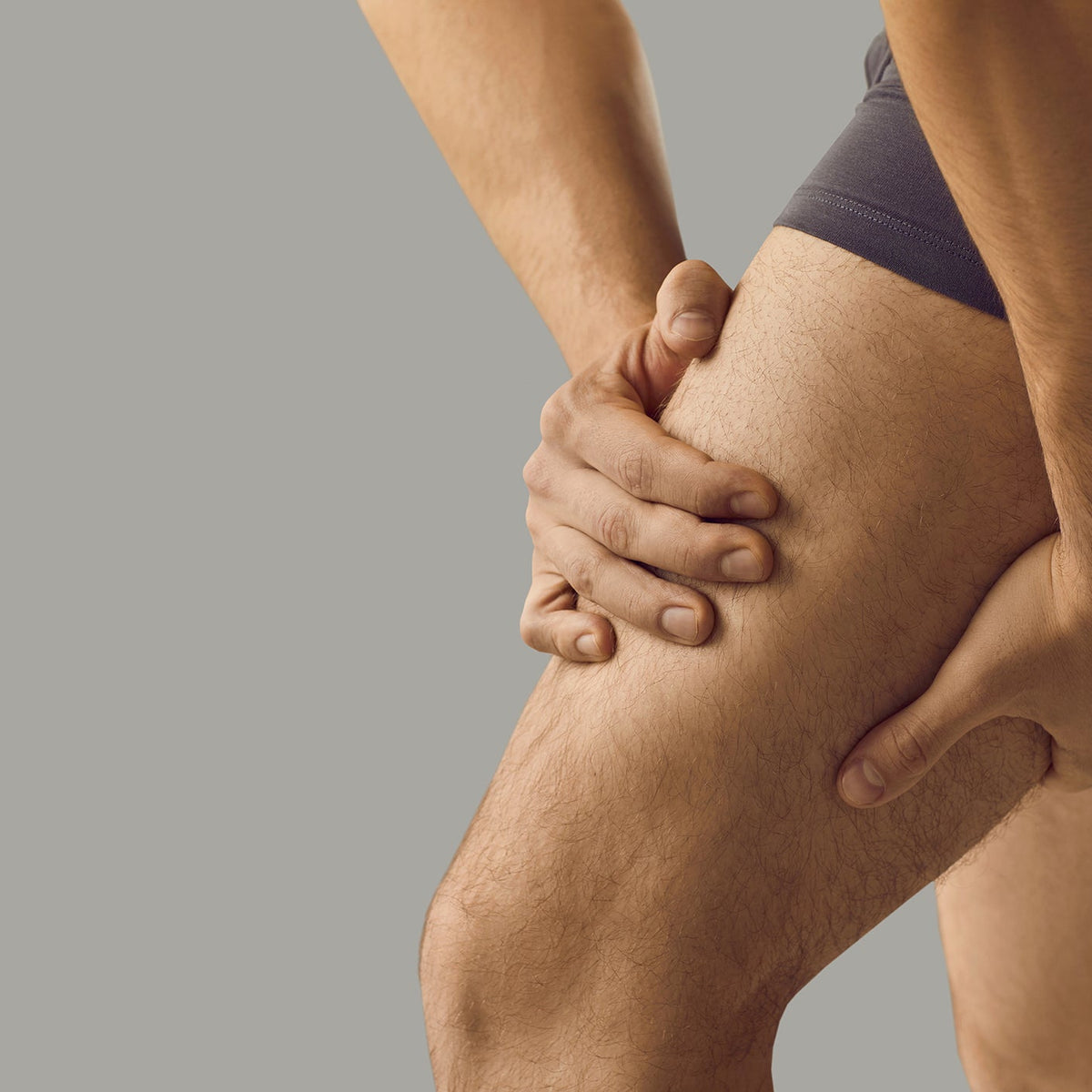 Best Sleeping Position for IT Band Pain: A Comprehensive Guide – Sleep ...